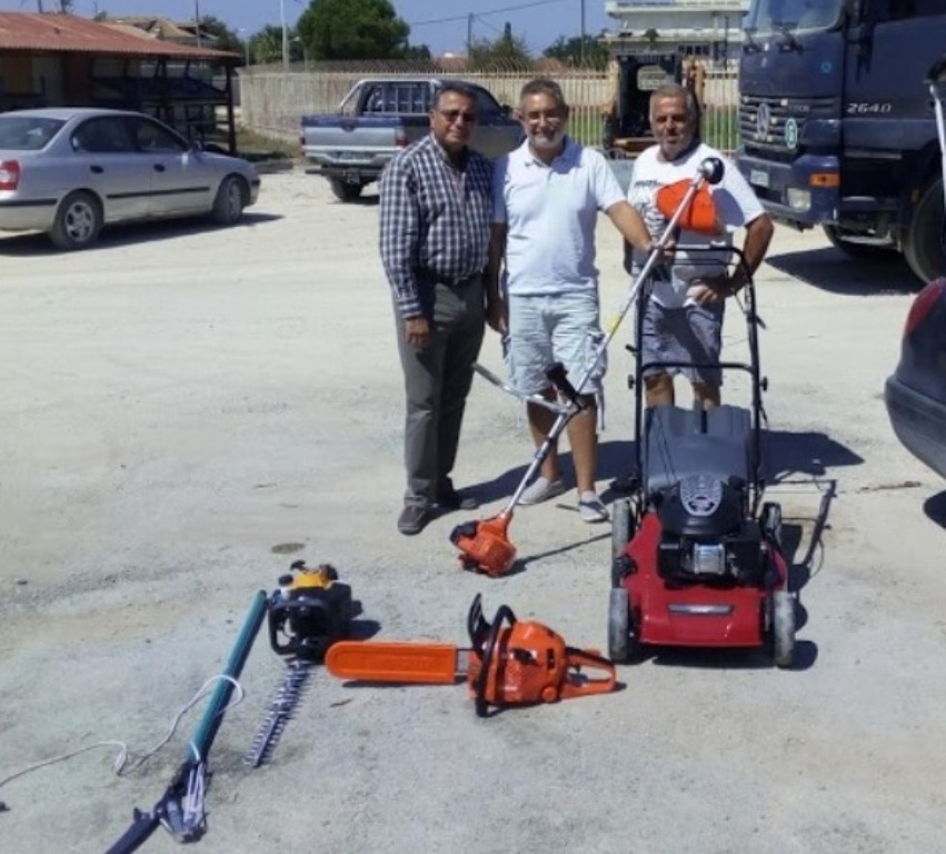 ΔΗΜΟΣ ΠΗΝΕΙΟΥ: ΟΛΟΚΛΗΡΩΘΗΚΕ Η ΠΑΡΑΔΟΣΗ ΤΩΝ ΑΓΡΟΤΙΚΩΝ ΕΡΓΑΛΕΙΩΝ ...