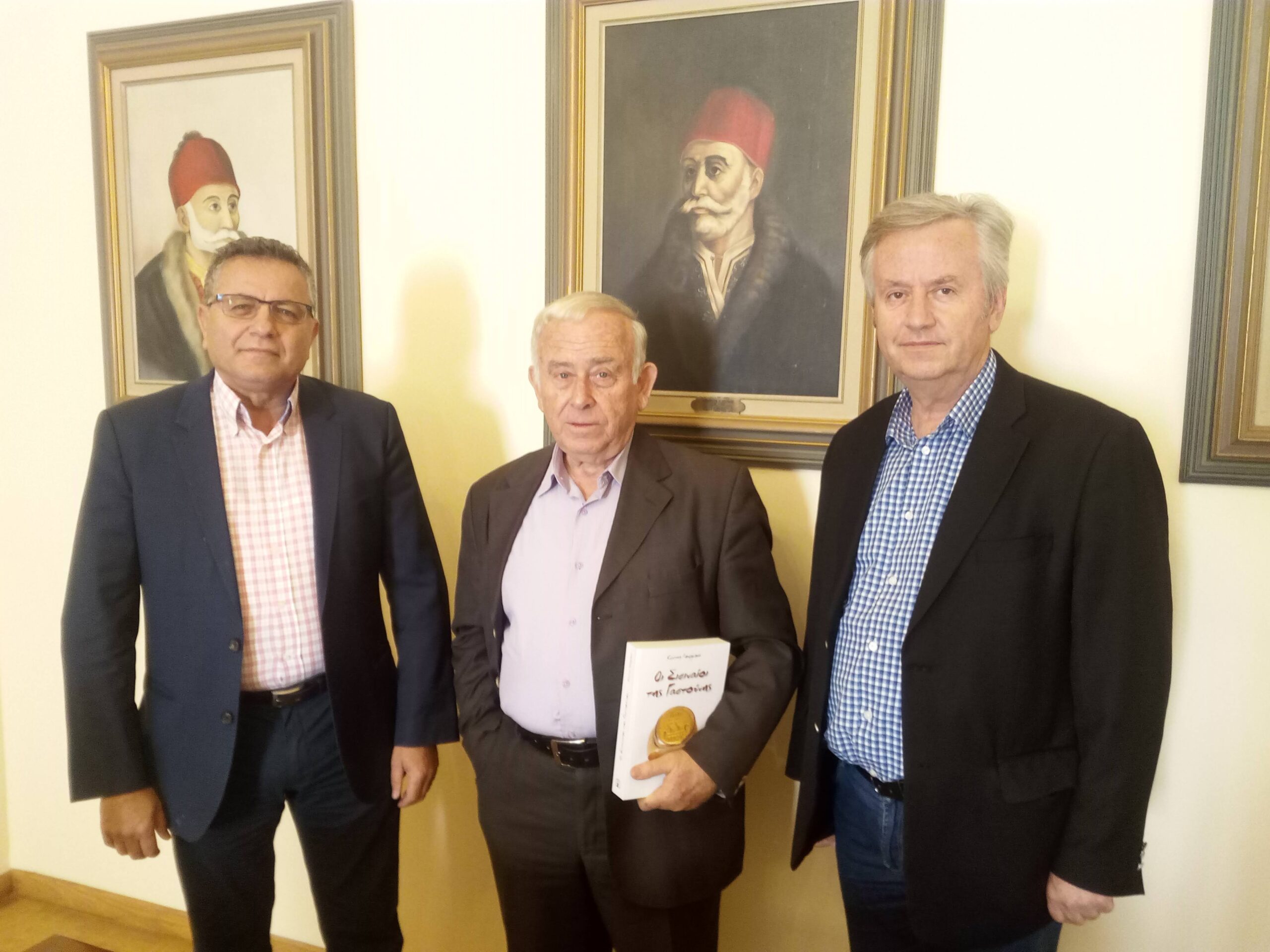 ΠΑΡΟΥΣΙΑΣΗ ΤΟΥ ΒΙΒΛΙΟΥ ΤΟΥ ΚΩΣΤΑ ΛΟΥΡΜΠΑ ΣΤΟ ΚΟΥΡΒΙΣΙΑΝΕΙΟ - Η λαμπρή ...