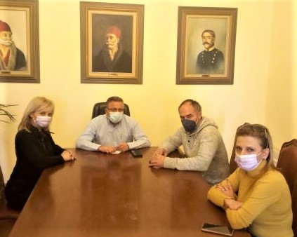 ΑΠΟΔΕΚΤΗ Η ΠΡΟΤΑΣΗ ΤΟΥ ΔΗΜΑΡΧΟΥ ΑΠΟ ΤΗΝ ΠΟΛΙΤΙΚΗ –ΦΥΣΙΚΗ ΗΓΕΣΙΑ ΤΗΣ ΕΛ ...