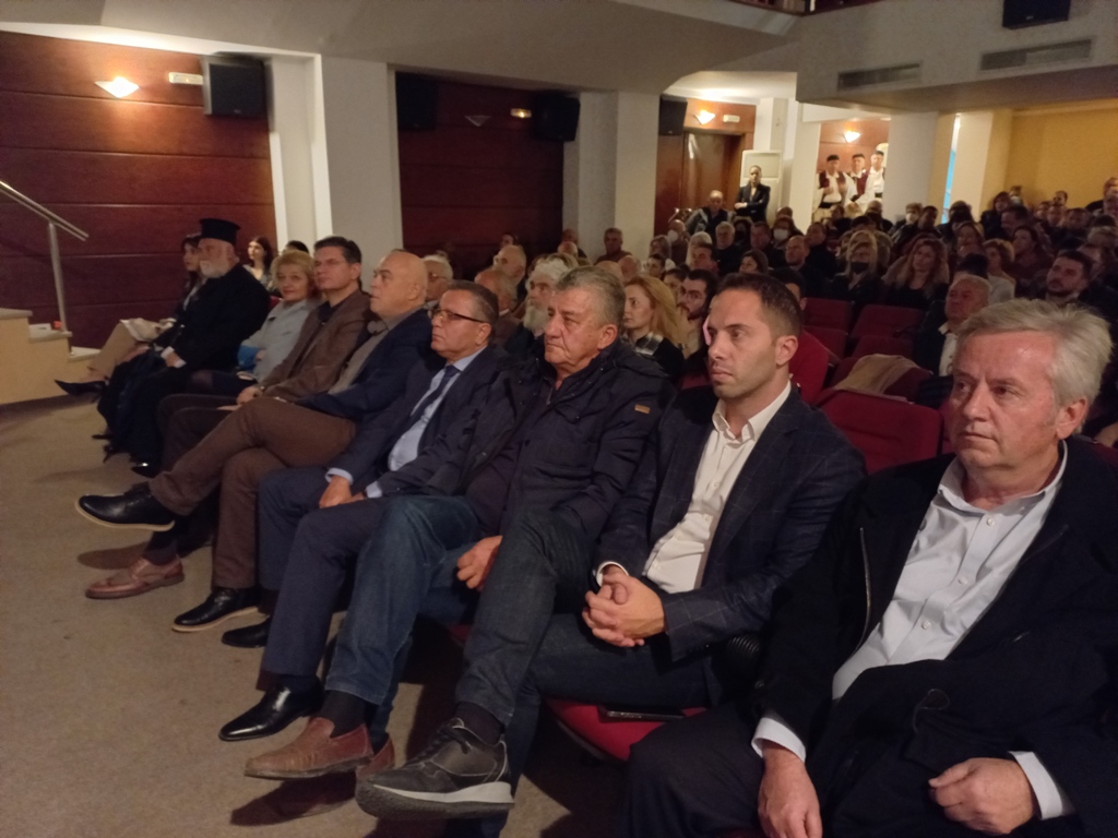 ΓΑΣΤΟΥΝΗ: ΣΥΓΚΙΝΗΤΙΚΗ ΕΚΔΗΛΩΣΗ ΓΙΑ ΤΟΝ ΧΡΗΣΤΟ ΡΟΙΔΗ Μαρίνος: «Δάσκαλε ...