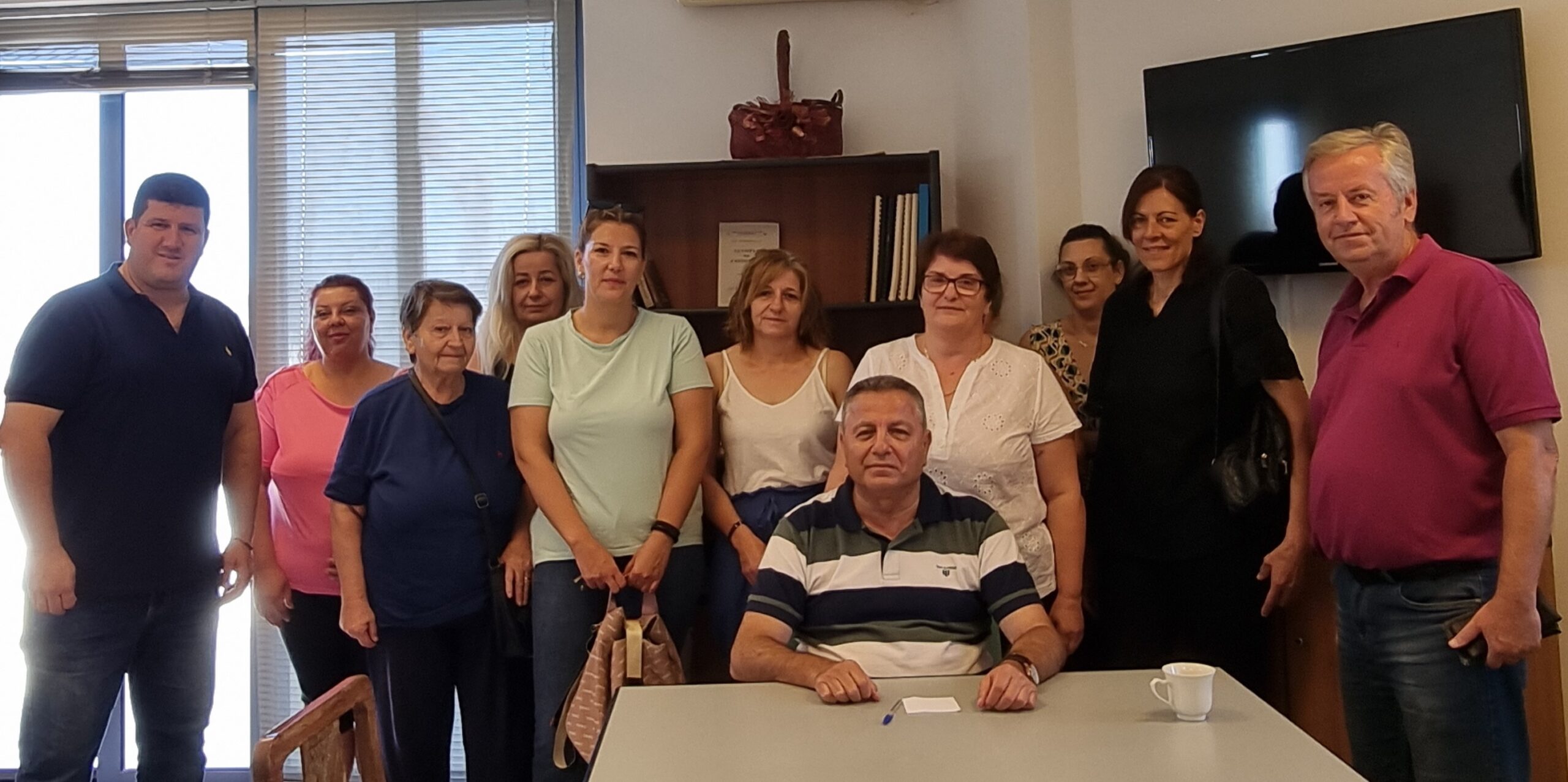 Σύμβαση εργασίας με τις καθαρίστριες των σχολείων - Δήμος Πηνειού
